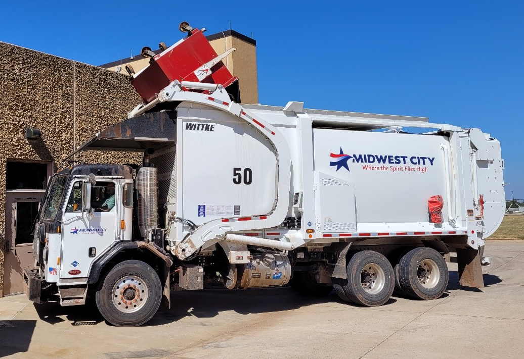 New CNG Waste Collection Truck Added to Midwest City Fleet | Midwest ...